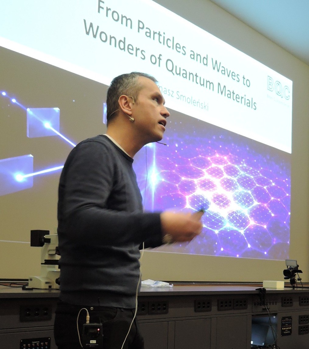 From Particles and Waves to Wonders of Quantum Materials | Department ...